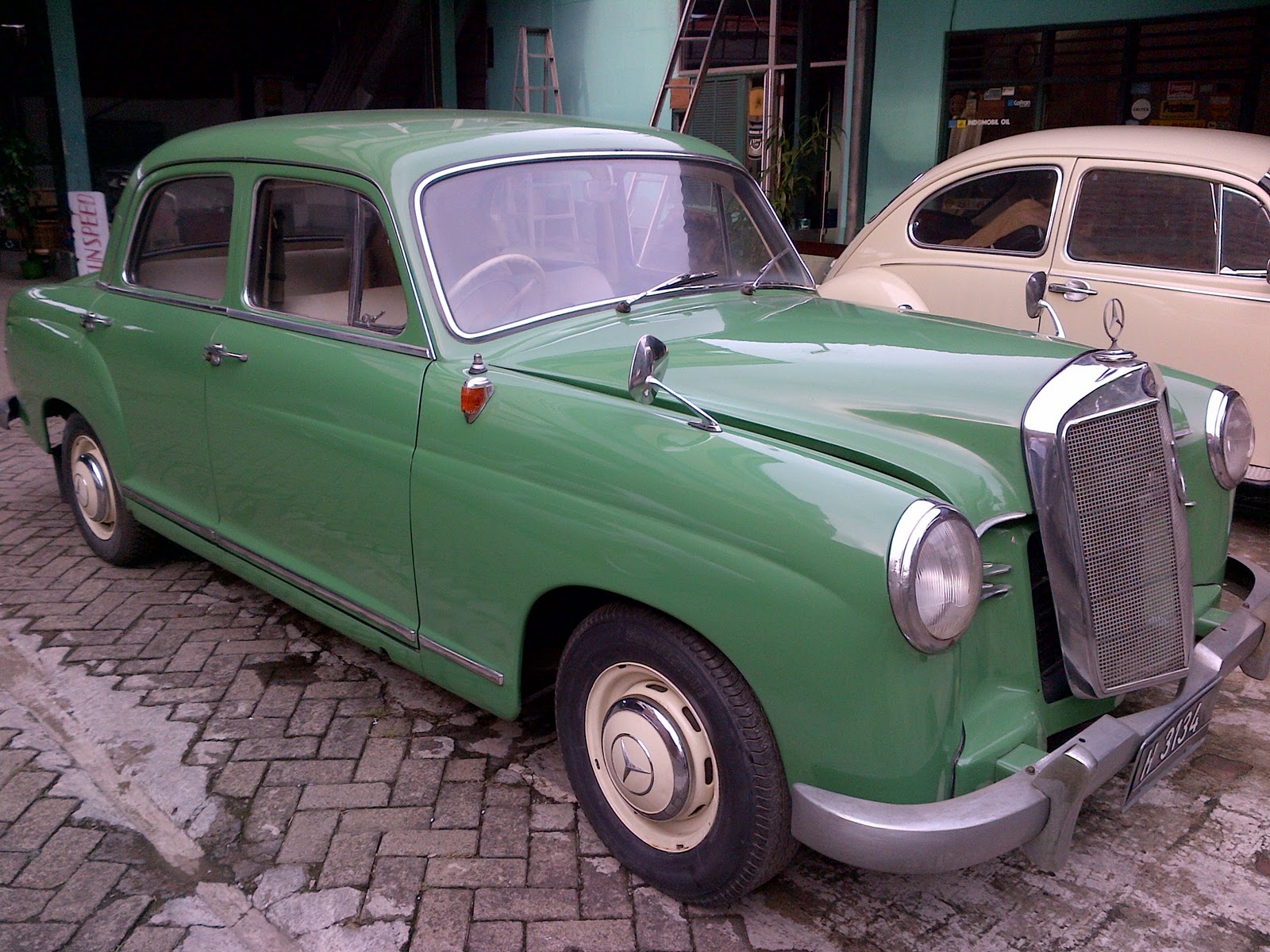 Kedai Vintage: Mercy Ponton 190 th 1957 Ex Nyonya Meneer