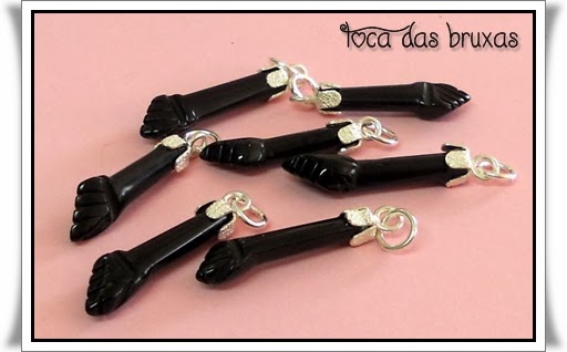 Toca das Bruxas: AZEVICHE