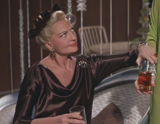 Angelman's Place: The Best Actress of 1958—Auntie Roz