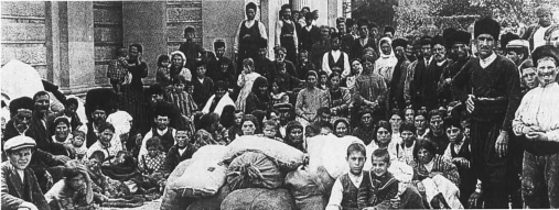 Η ΠΡΩΤΗ ΠΡΟΣΦΥΓΙΑ : ΕΛΛΗΝΙΚΕΣ ΠΡΟΣΦΥΓΙΚΕΣ ΜΕΤΑΚΙΝΗΣΕΙΣ. 1906- 1922 ...