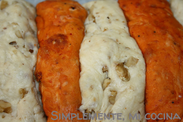 Simplemente, mi cocina: Pan de sobrasada y Pan de nueces