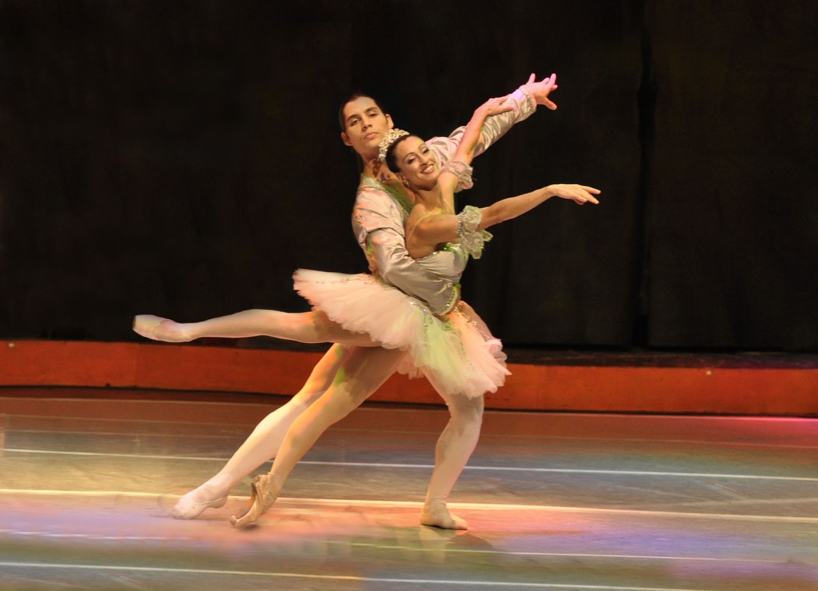 LEONARDO REALE Coreógrafo y Director Artístico Ballet Metropolitano de ...