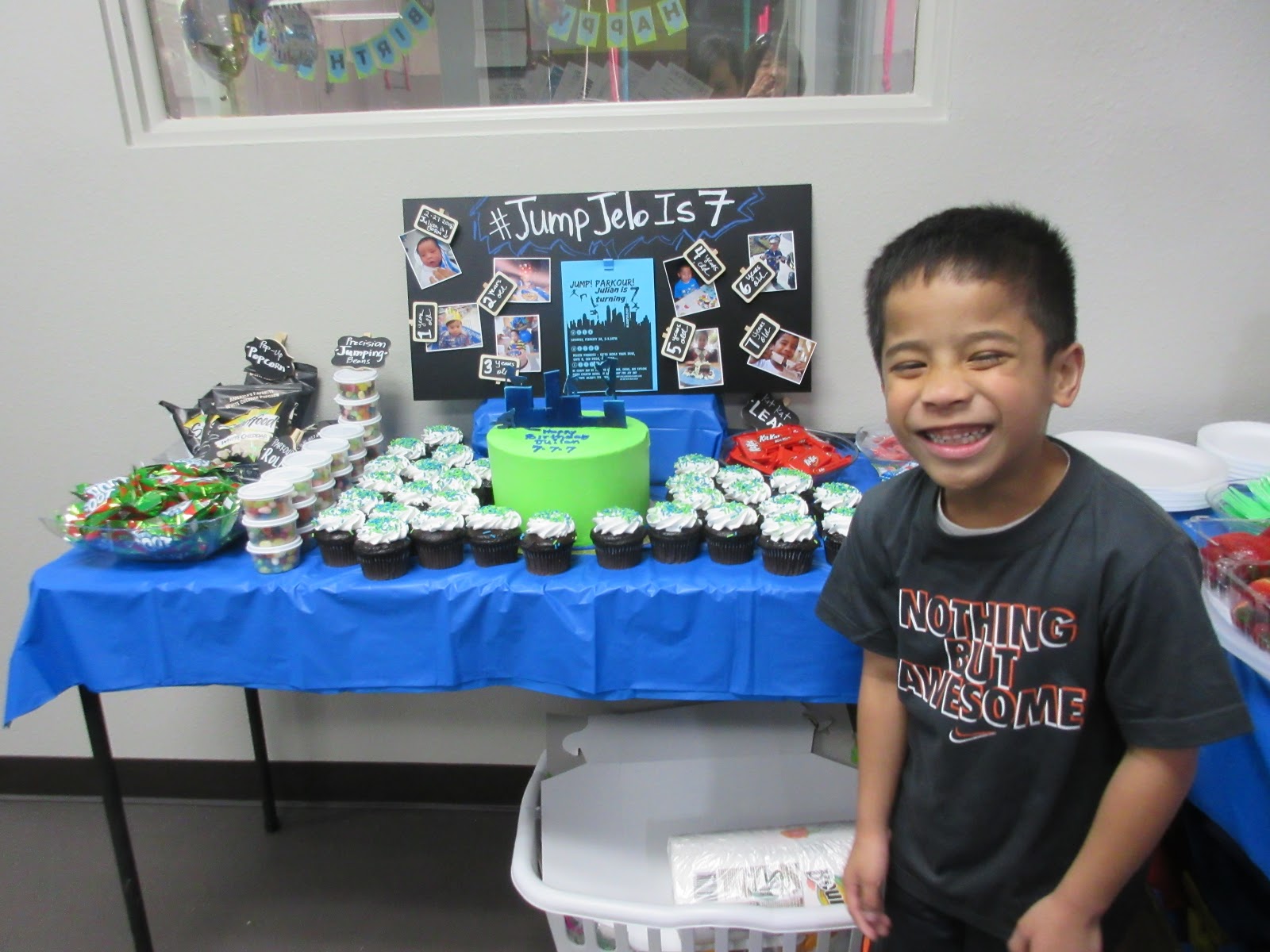 Jump Jelo is 7: Parkour Birthday