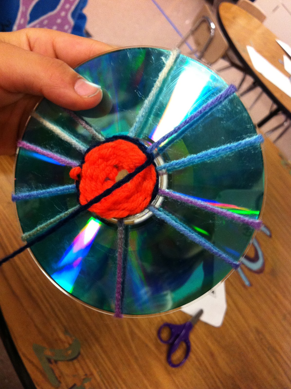 ChumleyScobey Art Room: Weaving on a CD Loom with 3rd Grade