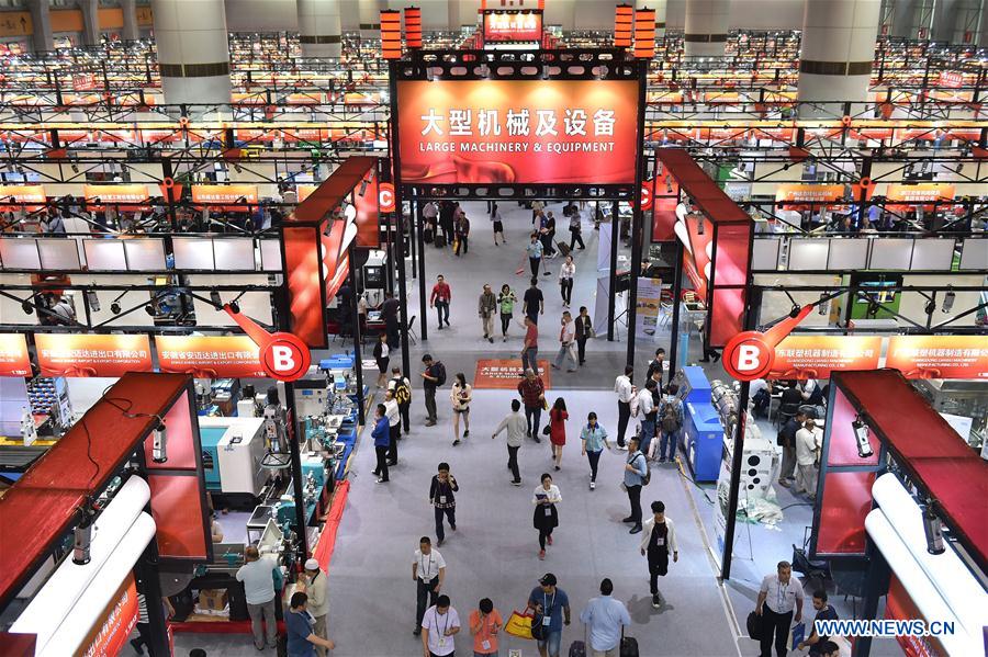TRIP BORONG YIWU (www.dazra.my): CANTON FAIR CHINA