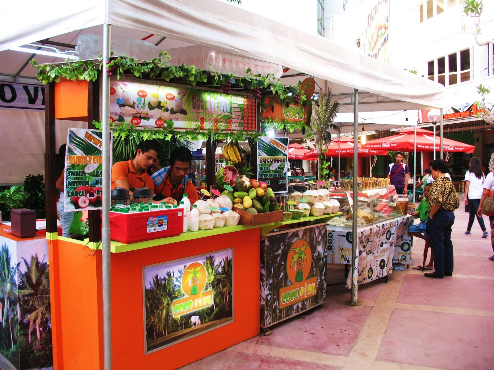 Gridcrosser: Grubs Greasy, Easy, Good: Outdoor Food Market Flavors ...