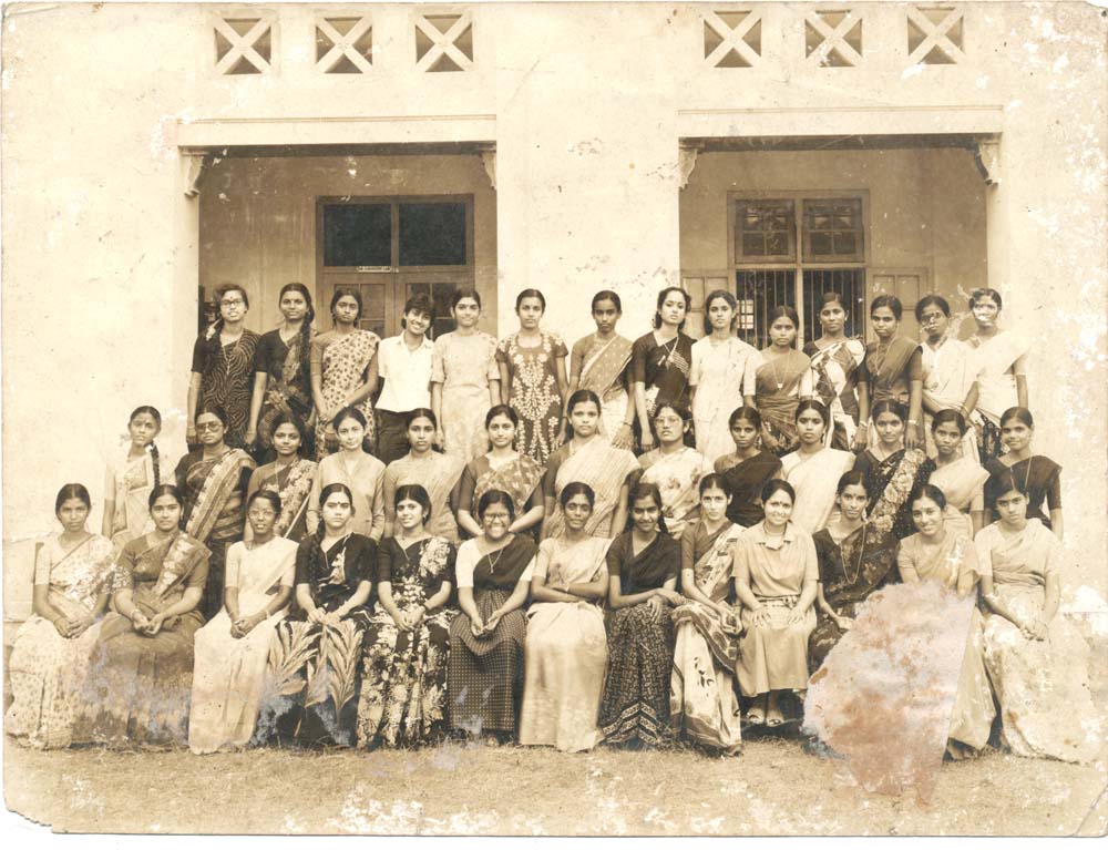 *Numinosity*: Old Photos from India