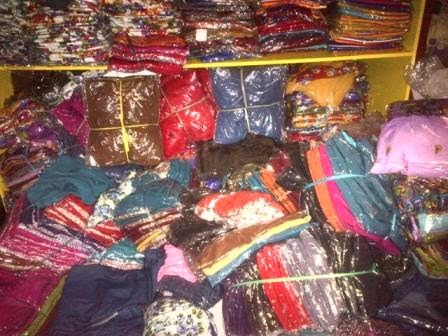 Kiat usaha baju bekas - Rumah No 48