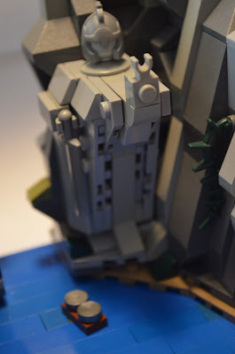 E-nklings: Lego Micro Scale Argonath