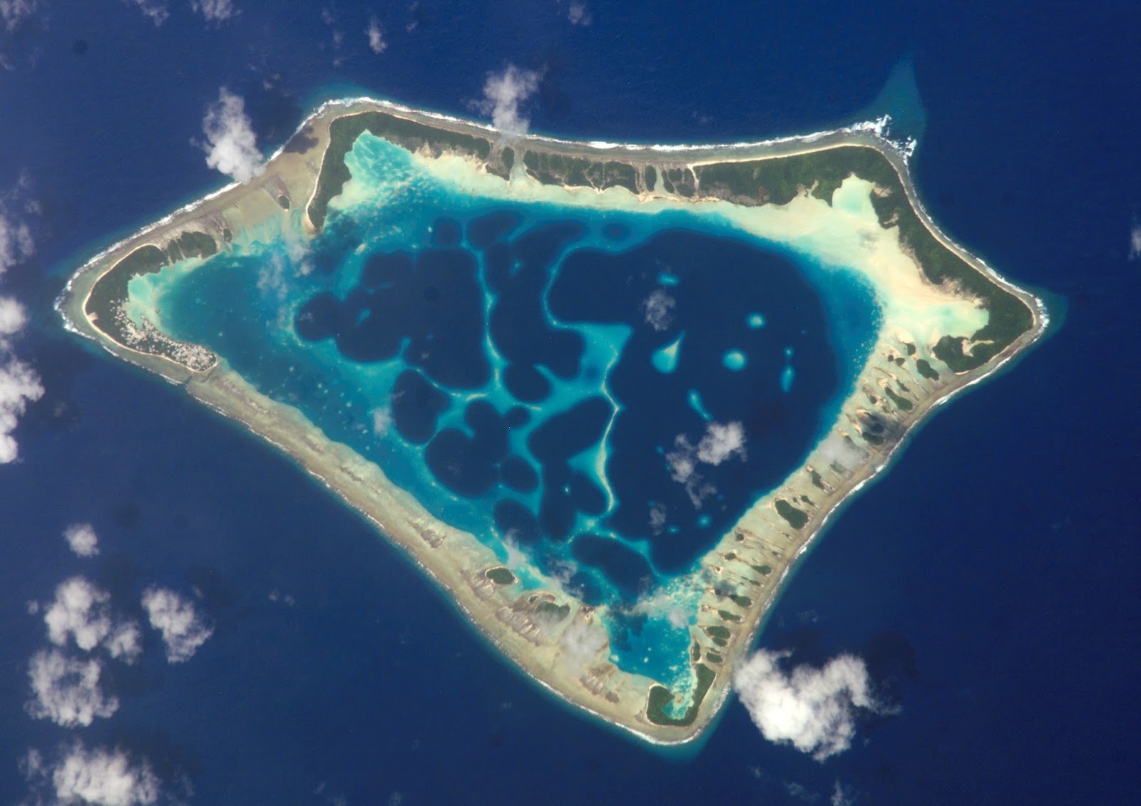 Learning Geology: Atoll