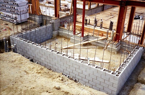 Dry-Stacked Interlocking Masonry System (Mortarless)