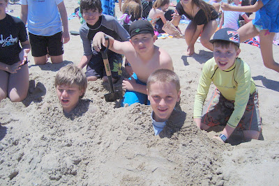Mrs. Koehnke: 6th Grade: 5th-7th Grade BEACH DAY!