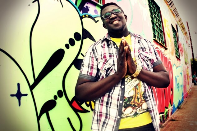 MC Mr. Gui o Sheik comemora o lançamento de seu 1º CD de Funk.