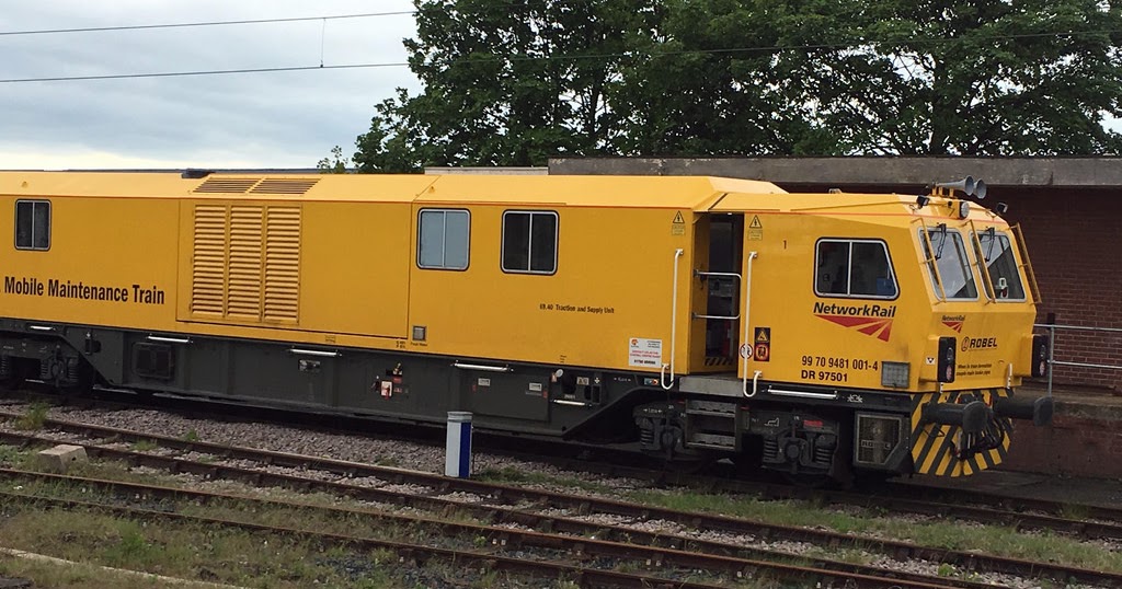 British Diesels and Electrics: Robel Romis System Mobile Maintenance Train
