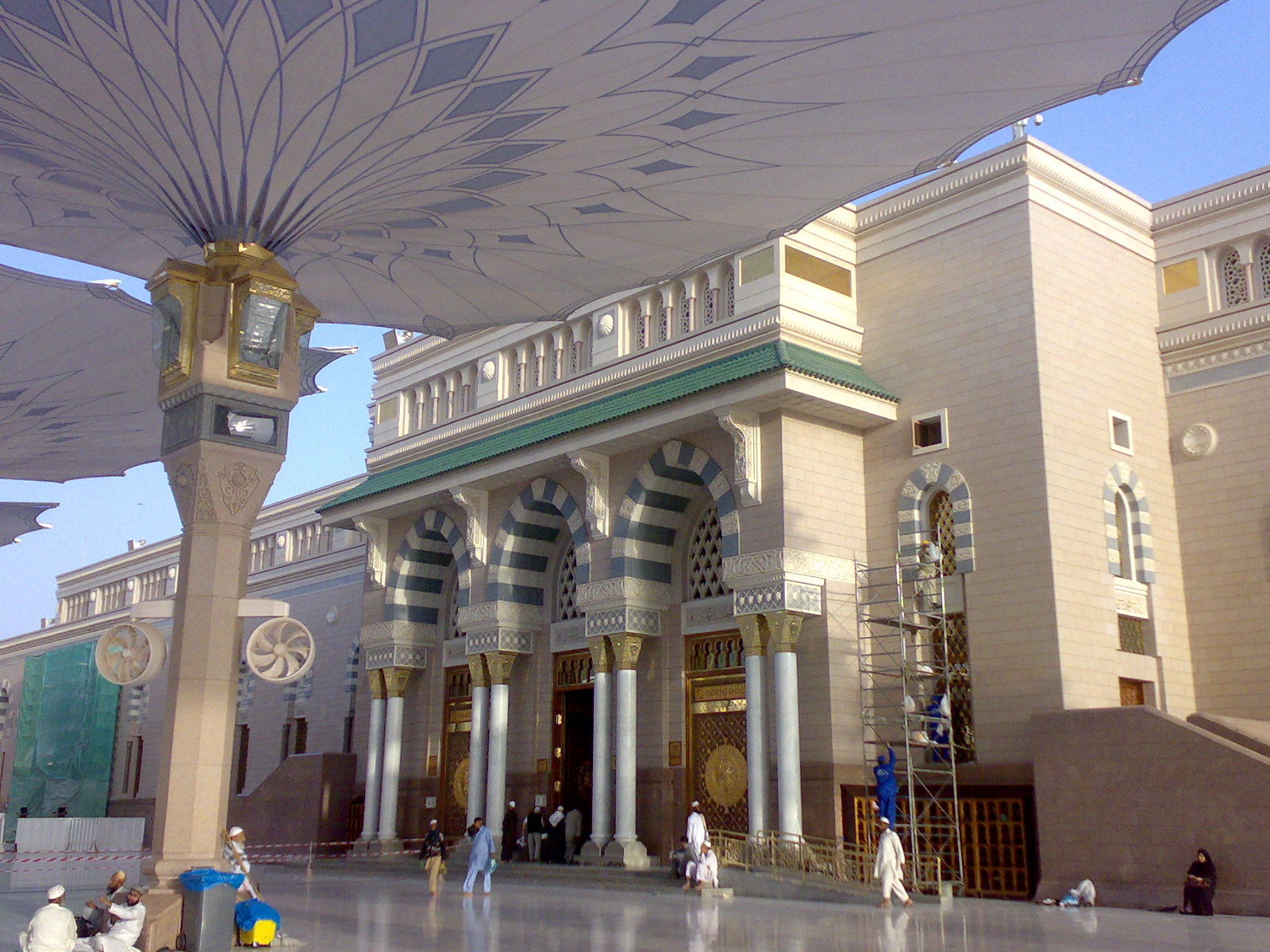 ~IsLAm InSPirASi KeTAQwAankU~: Pemandangan di Kota Madinah & Kota Mekah