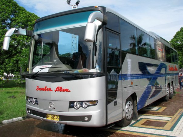 Intip Bus Termewah di Indonesia: Ada Lift, Dapur, sampai Ruang Meeting