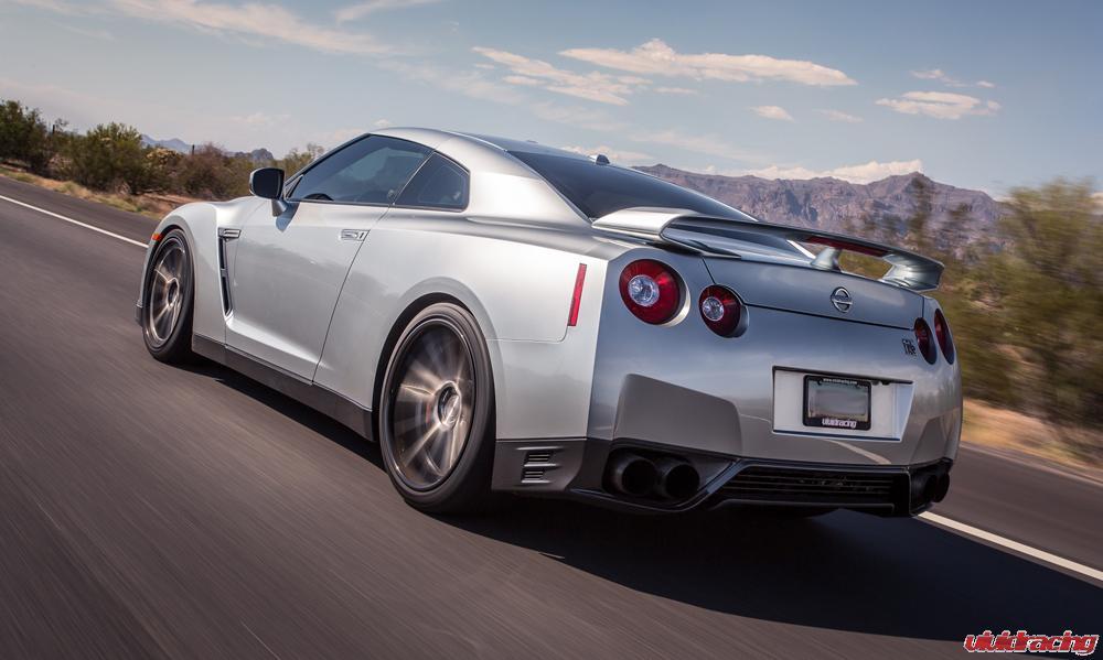 automotive trend center: Nissan GT-R II by Vivid Racing