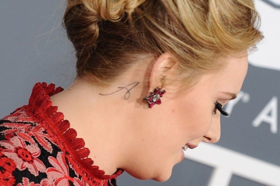 PHOTOS: Adele shows off new ‘Paradise’ tattoo on her left hand | This is Kiyo and Filo Blog