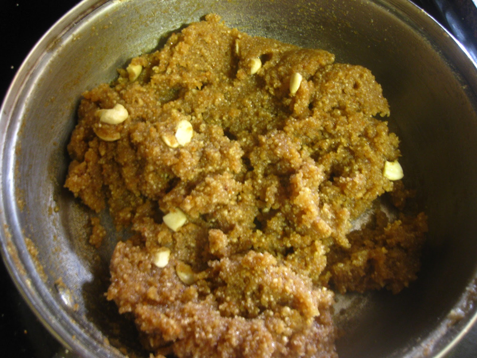 Ulunthan Kali/Urad dhal Halwa -Indian Cooking Challenge July 2012 ...