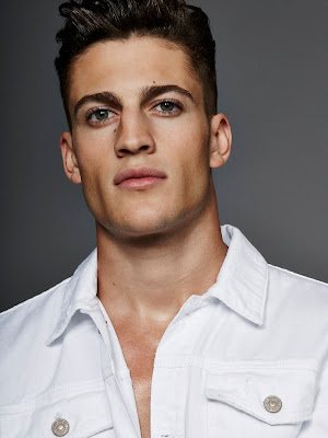 ELITE MODEL MANAGEMENT TORONTO : New Images on Chris Bunn! Handsome!!!
