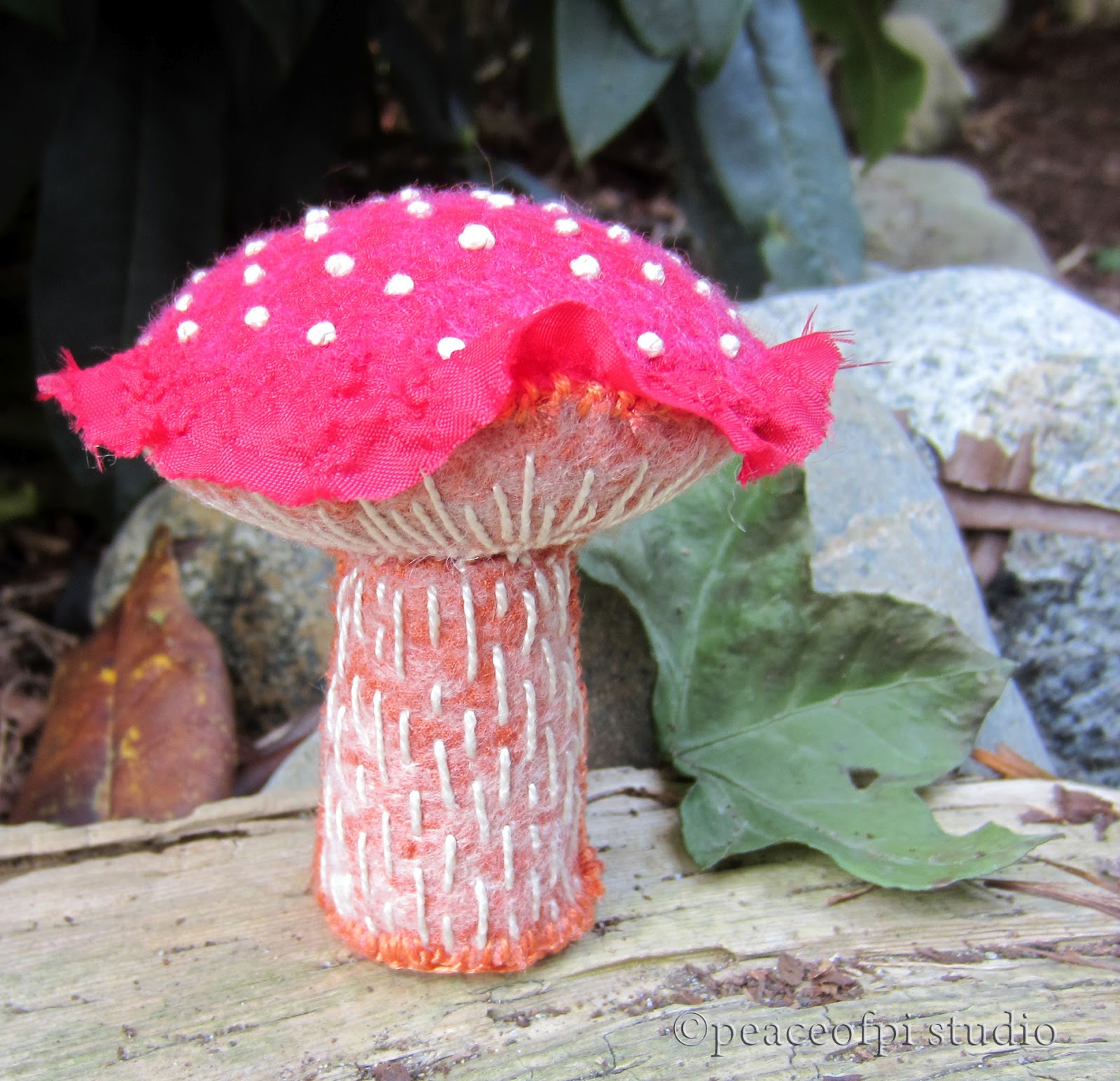 peaceofpi studio: Toadstool Softie