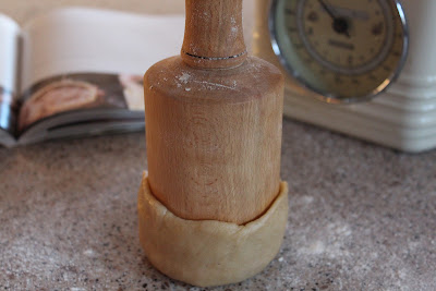 FLOWER POT KITCHEN: HAND RAISED HOT WATER CRUST SCOTCH PIES