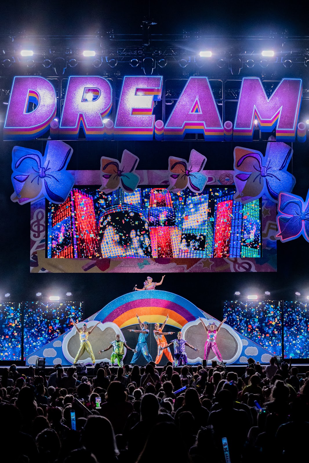 NickALive!: Nickelodeon’s JoJo Siwa D.R.E.A.M. The Tour Adds 50 New ...