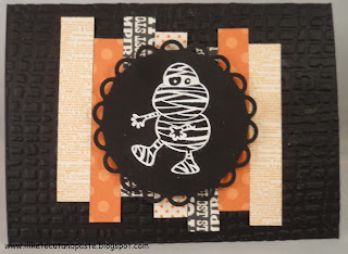 I like to cut and paste: Mummy Halloween Card