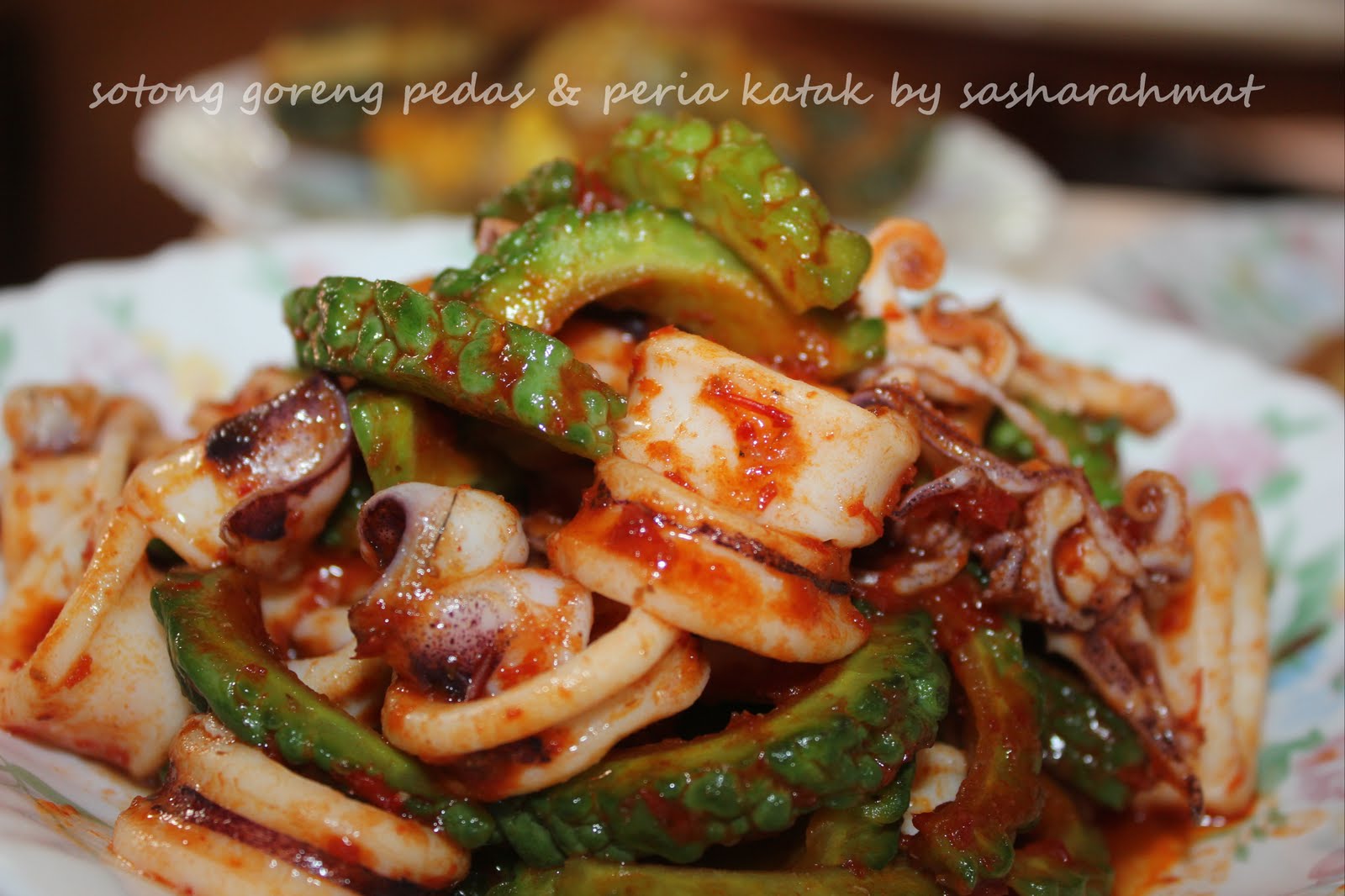 love to cook , love to eat: sotong goreng pedas & peria katak