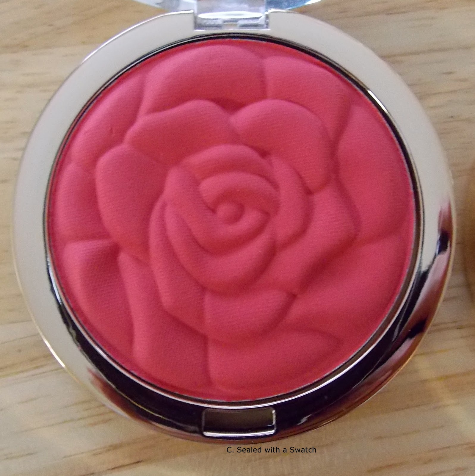 Review: Milani Rose Powdered Blushes in Lady Rouge and Coral Cove