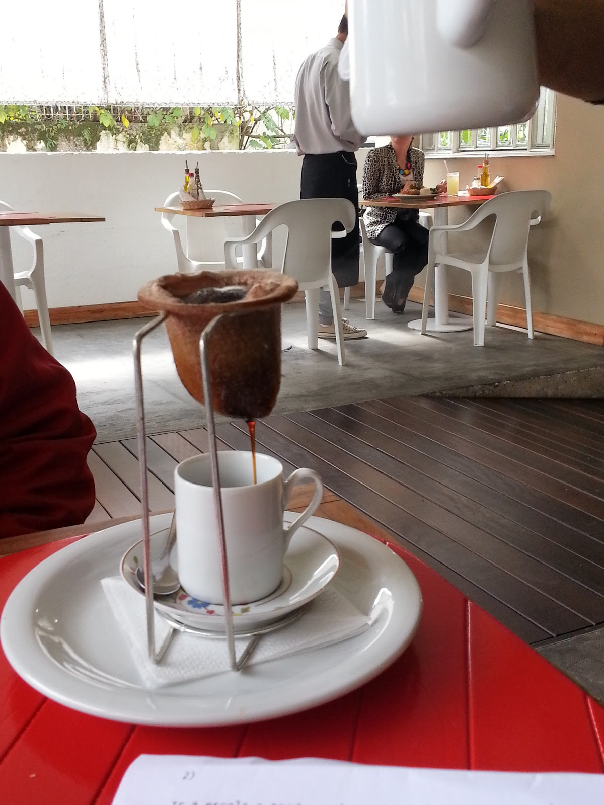 Na Mira do Leitor: Um delicioso café coado na sua frente...