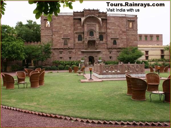 Tourist Attraction India: Jodhpur : Luni Fort