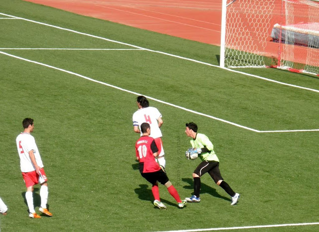 Olympiakos liosion f.c: ΜΕΓΑΛΗ ΝΙΚΗ ΜΕ ΑΝΑΤΡΟΠΗ 3-2 ΤΑ ΣΟΥΡΜΕΝΑ