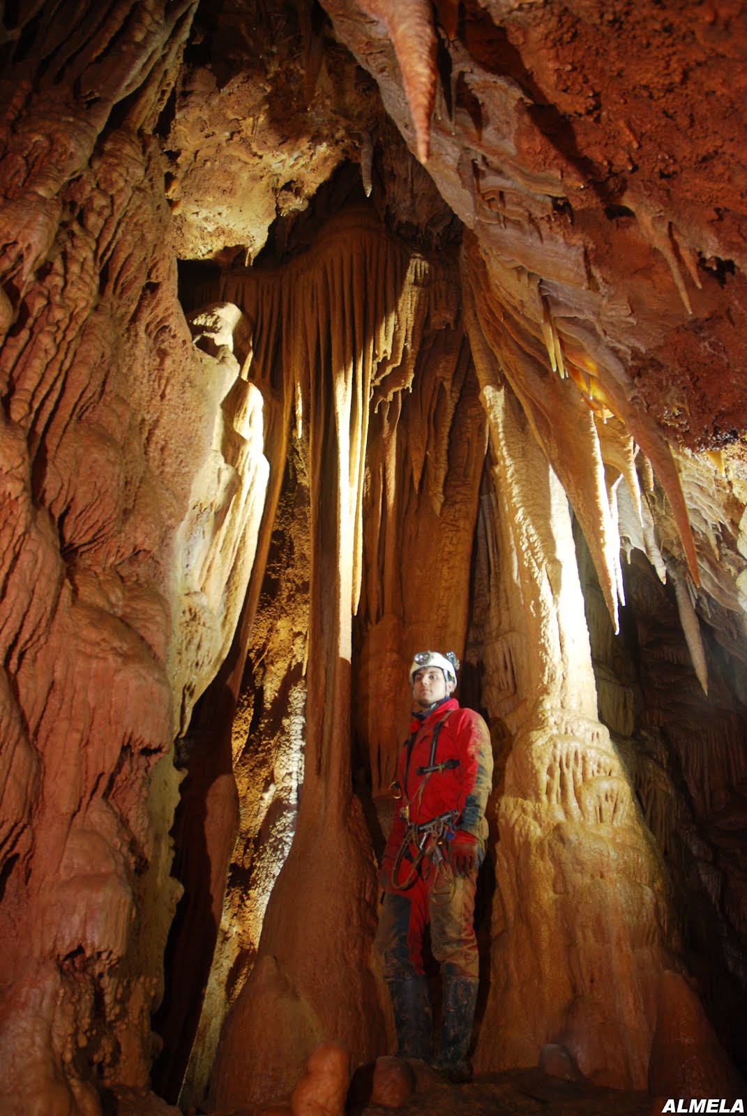 cavitats-subterrànies: AVENC SABARÍN (Massis dels Ports)