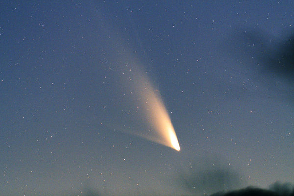 White Wolf : Get Your Camera: Spectacular Comet Views Lighting Up the ...