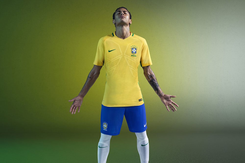 pes-modif: PES 2013 Brazil Nike 18-19 v1 kits by m4rcelo