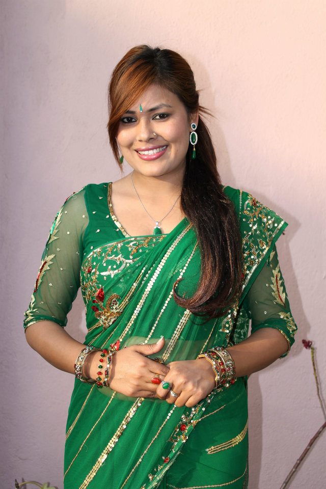 Beautiful Nepali Female singers Pictures