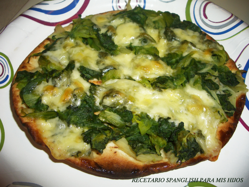 Recetario Spanglish para mis hijos: ¨Pizza¨ de lechuga frisée con atún ...