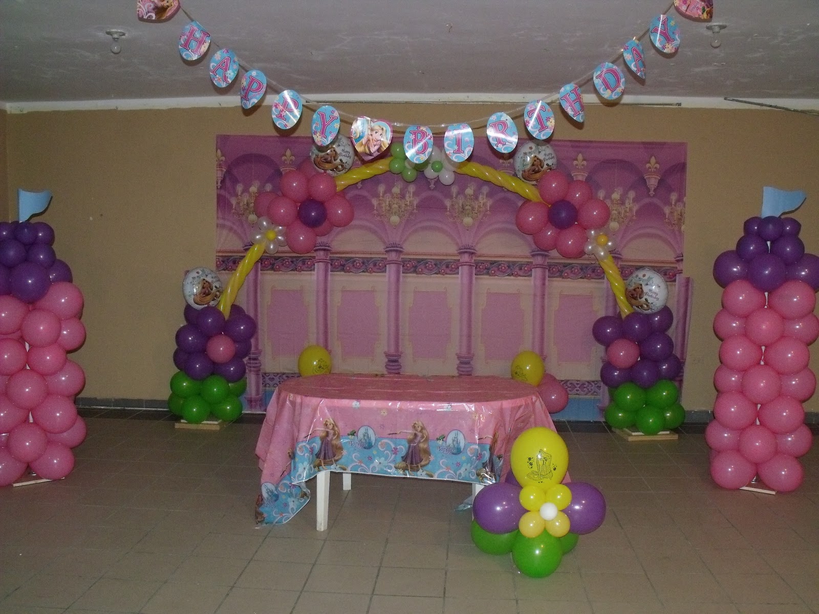 Party Angel Creations: Tangled B-day Decorations