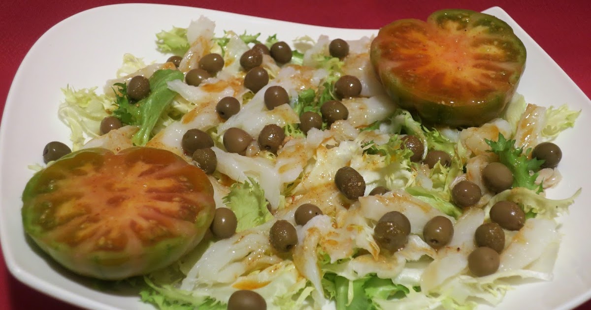 AMANIDA D’ESCAROLA I BACALLÀ AMB SALSA D’AVELLANES