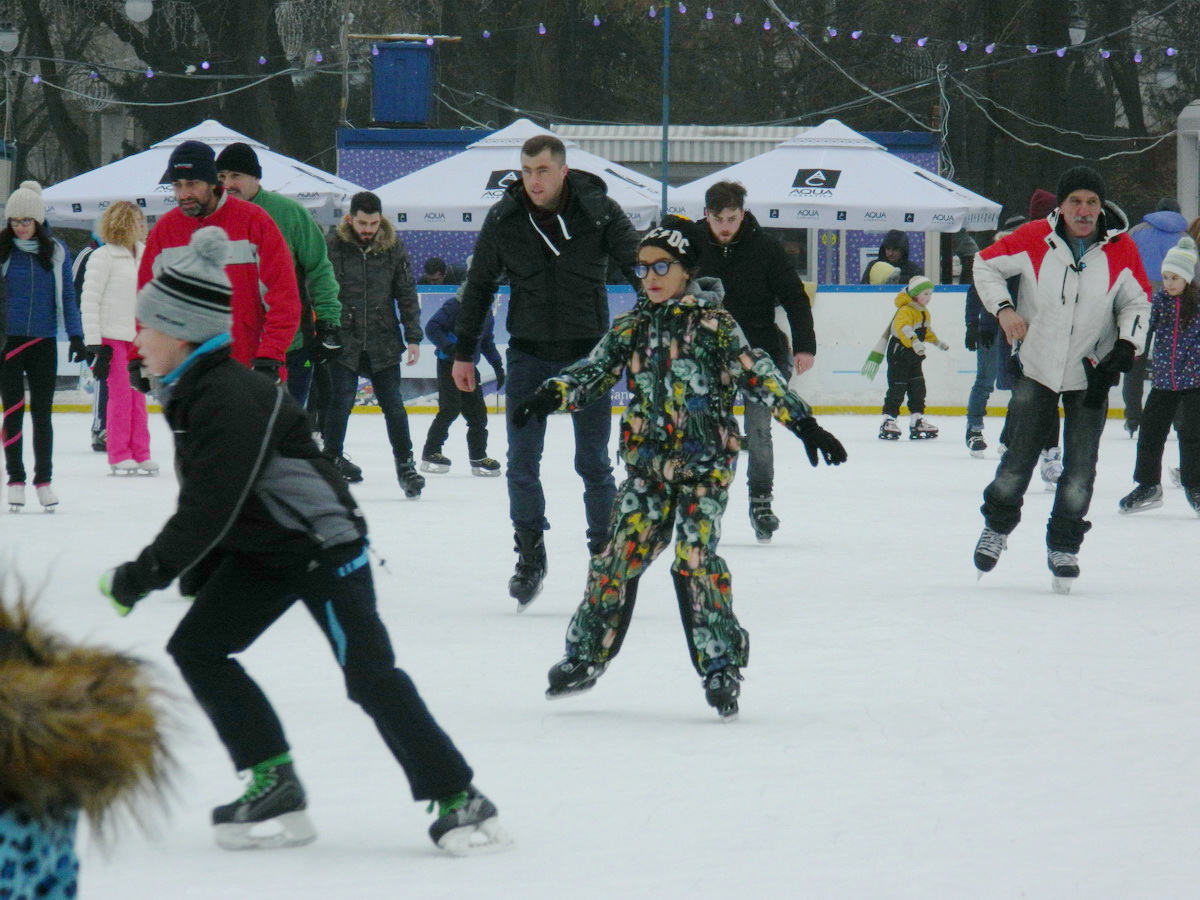 LA MULTI ANI, ROMANIA!: Patinaj
