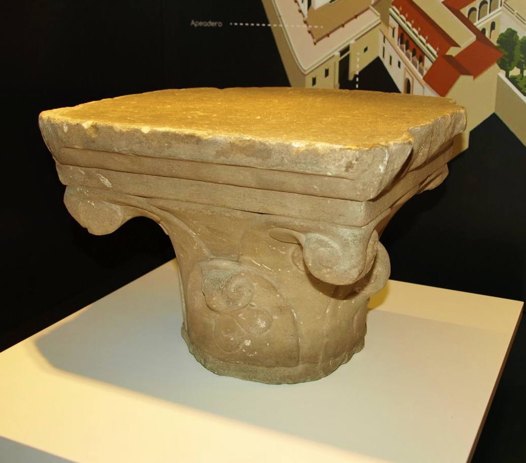 Sevilla Daily Photo: El Centro del Mudéjar (7): Capiteles, sillares y ...