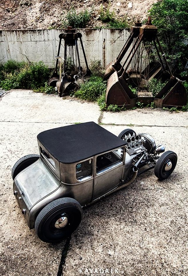 dWrenched - Kustom Kulture and Crazy Bikes: HOT HOT HOT