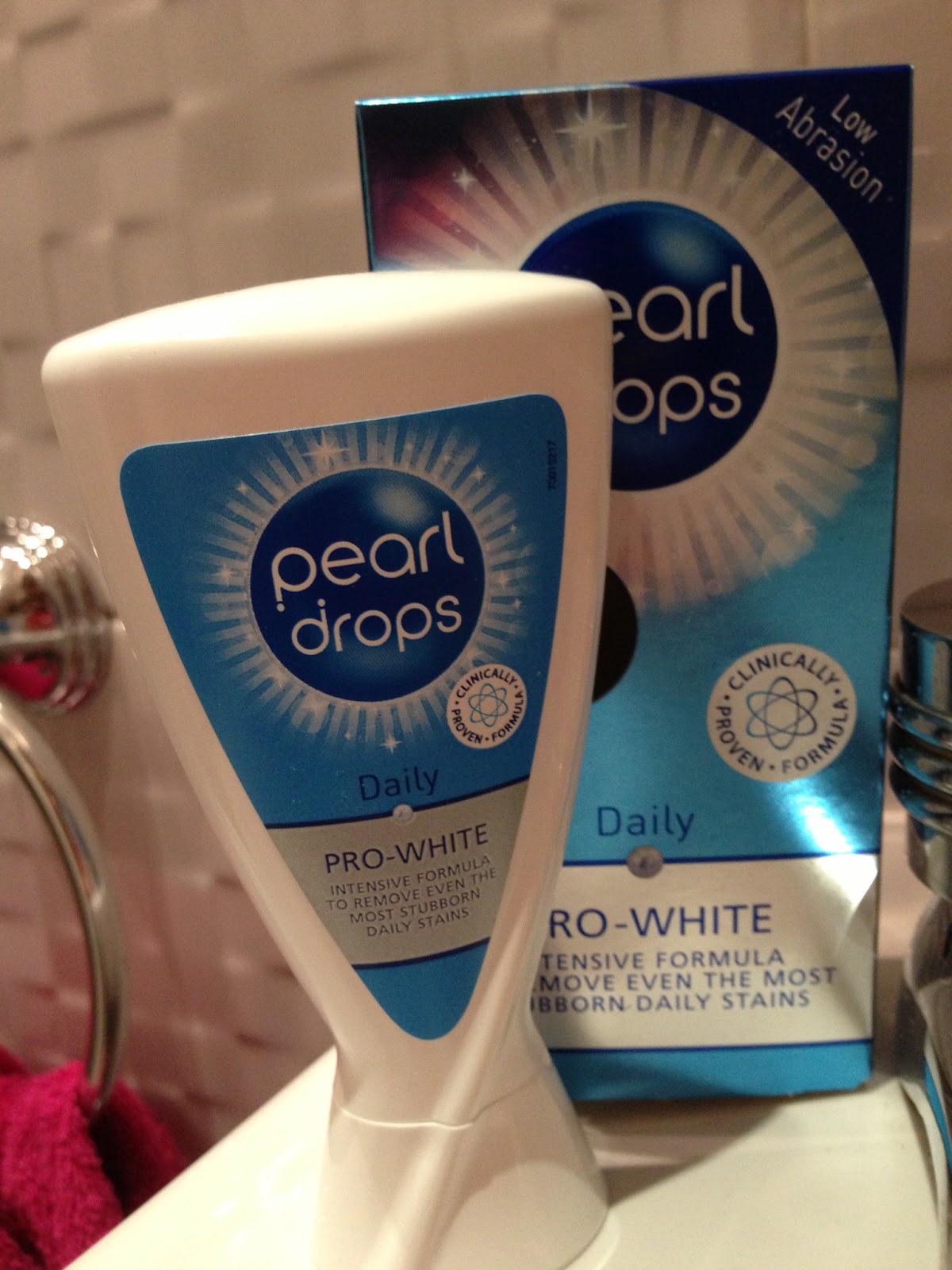 Claire's Diva Days: Product Review- Pearl Drops Toothpaste