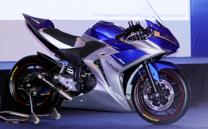 Modifikasi r25 terbaru movistar ala r6 r1 motogp dan moge ban lebar ...