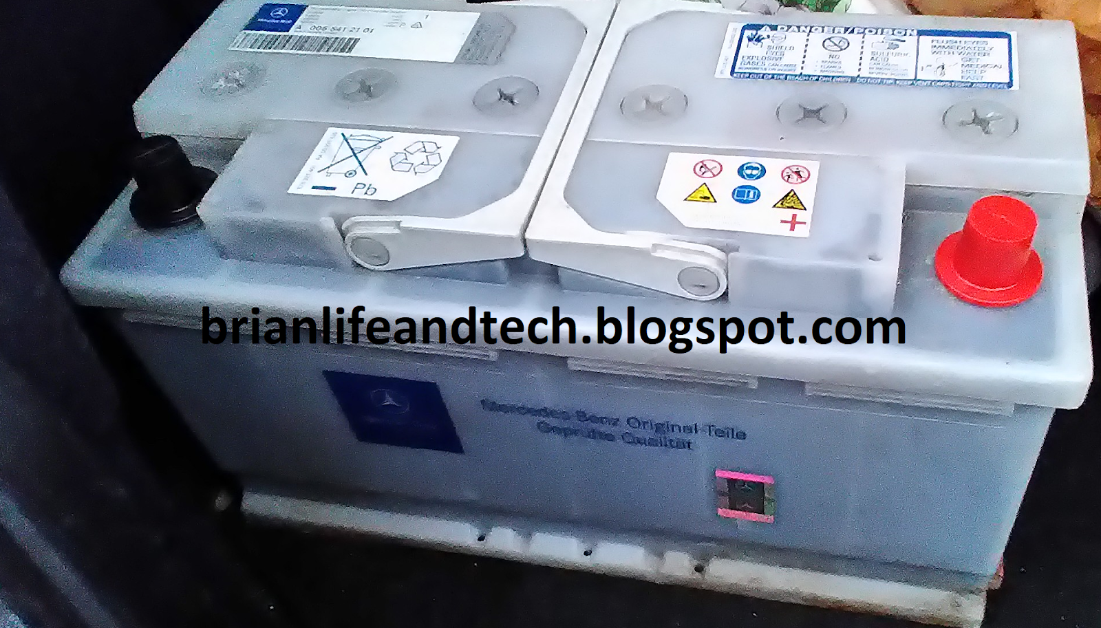 MERCEDES W203 C180K: HOW TO REPLACE DEAD BATTERY