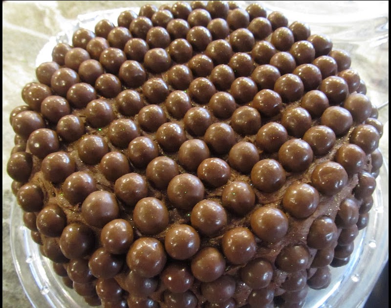 MOMS CRAZY COOKING: Whopper Chocolate Cake: CRAZY COOKING CHALLENGE