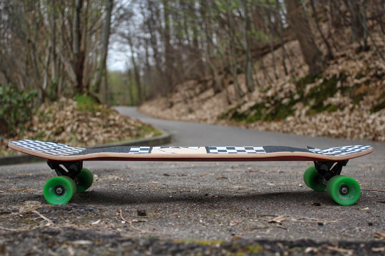 longboardskate.blogspot.com: REVIEW : ROAROCKIT SKATEBOARD Prokit - Kit ...