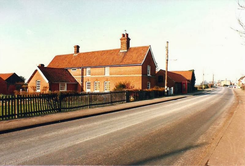 wivenhoe Heritage.: Cross Farm.