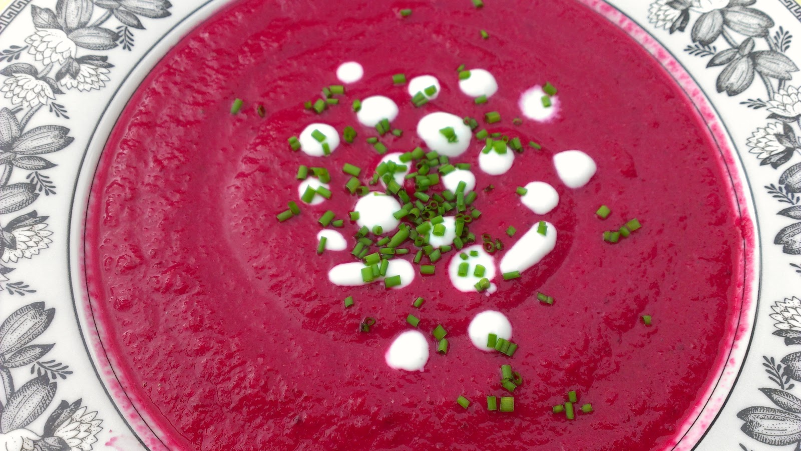 Got it, Cook it: Hot Pink Beet & Cauliflower Soup